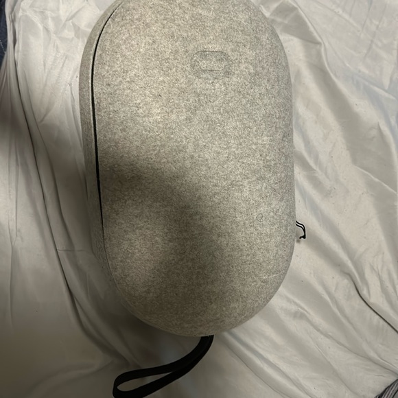 Oculus | VR, AR & Accessories | Oculus Quest 2 With Case And Ft ...
